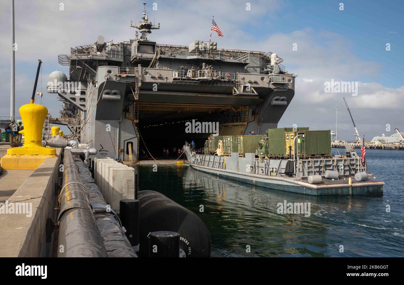 221101-N-VS068-1034 SAN DIEGO (Nov. 1, 2022) – Sailors conduct a stern ...