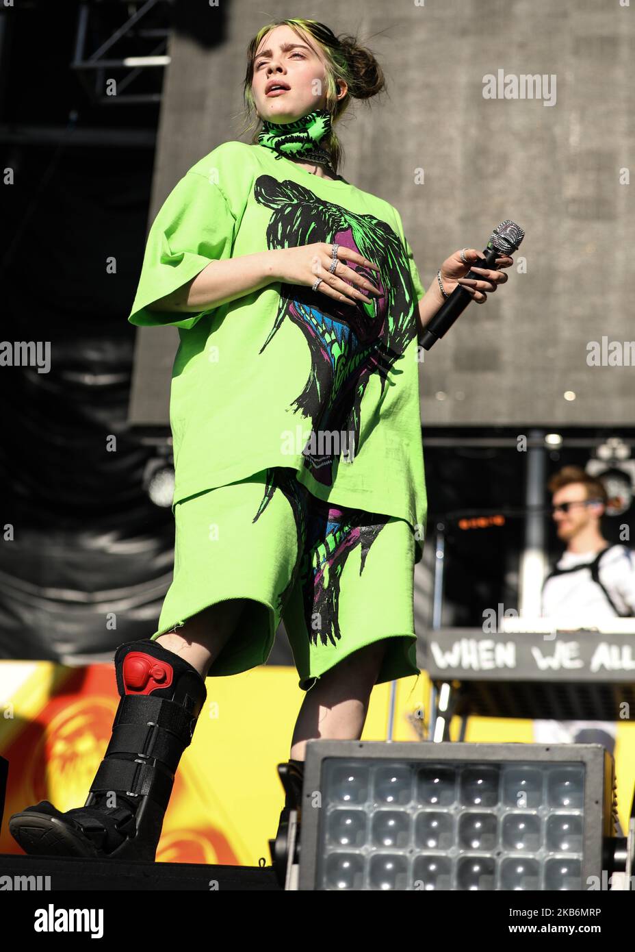 Billie eilish concert 2019 hi-res stock photography and images - Alamy