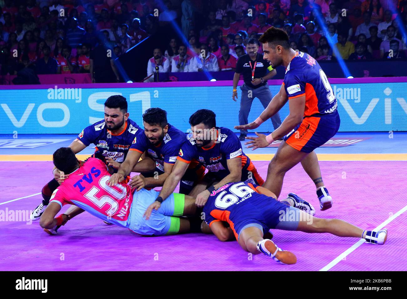 Players of bengal warriors hi-res stock photography and images - Alamy