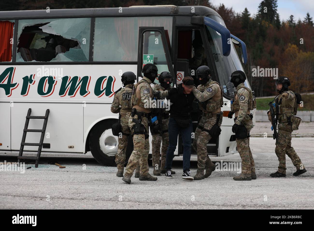 Members of the Special Support Units (SSU) of Bosnia-Herzegovina State ...