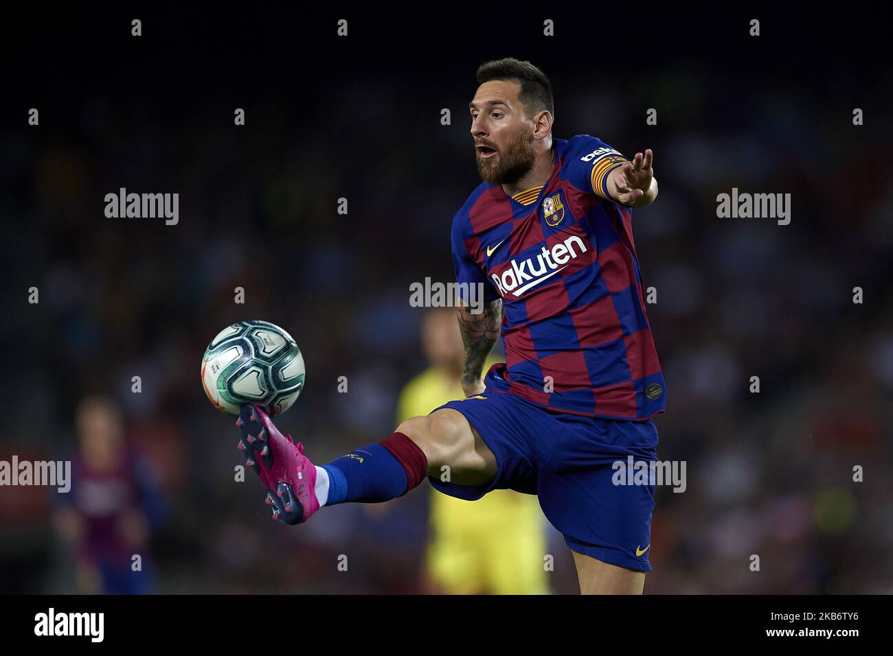 Lionel messi barcelona controls ball hi-res stock photography and ...