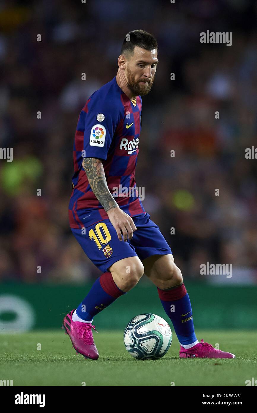 Lionel Messi of Barcelona in action during the Liga match between FC ...