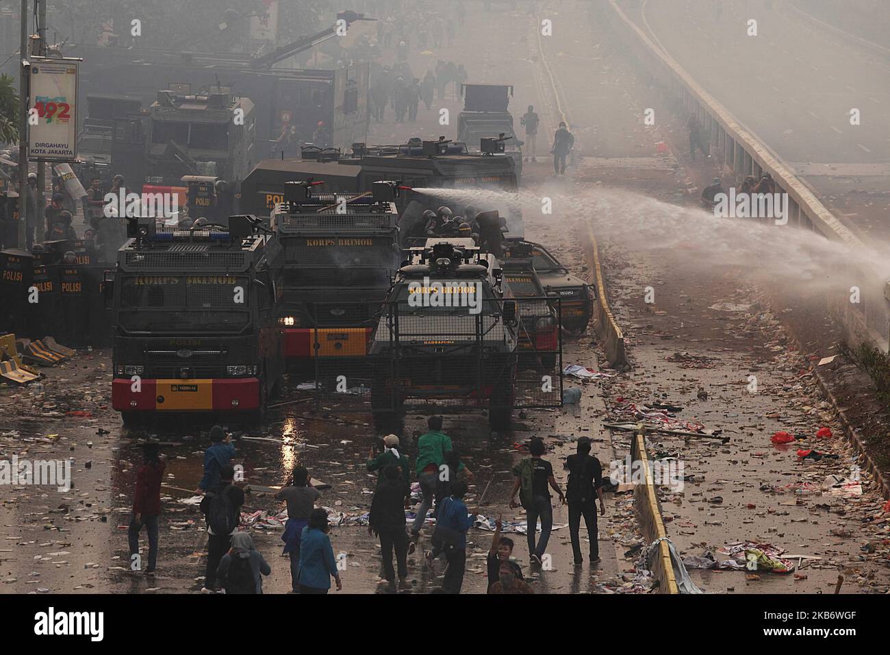 Security officers blocked demonstrators who tried to enter the ...