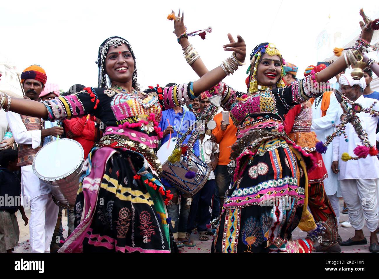 Foreign tourist dances hi-res stock photography and images - Alamy