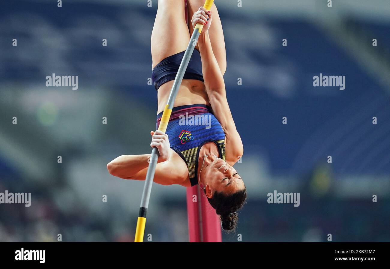 Robeilys Peinado of Venezuela competing in pole vault for women during ...