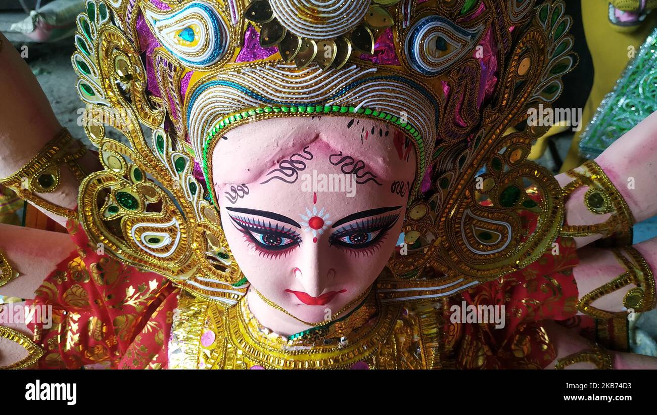 Hindu idol muslim hi-res stock photography and images - Alamy