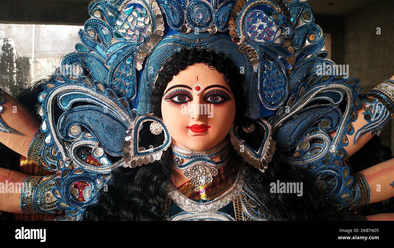 Hindu idol muslim hi-res stock photography and images - Alamy