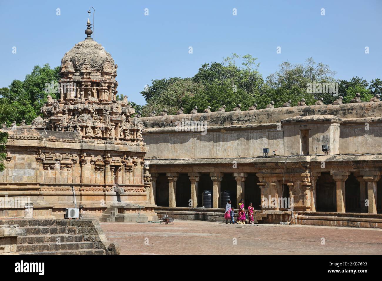 Brihadeeswarar Temple (also known as Brihadisvara Temple, Brihadishvara ...