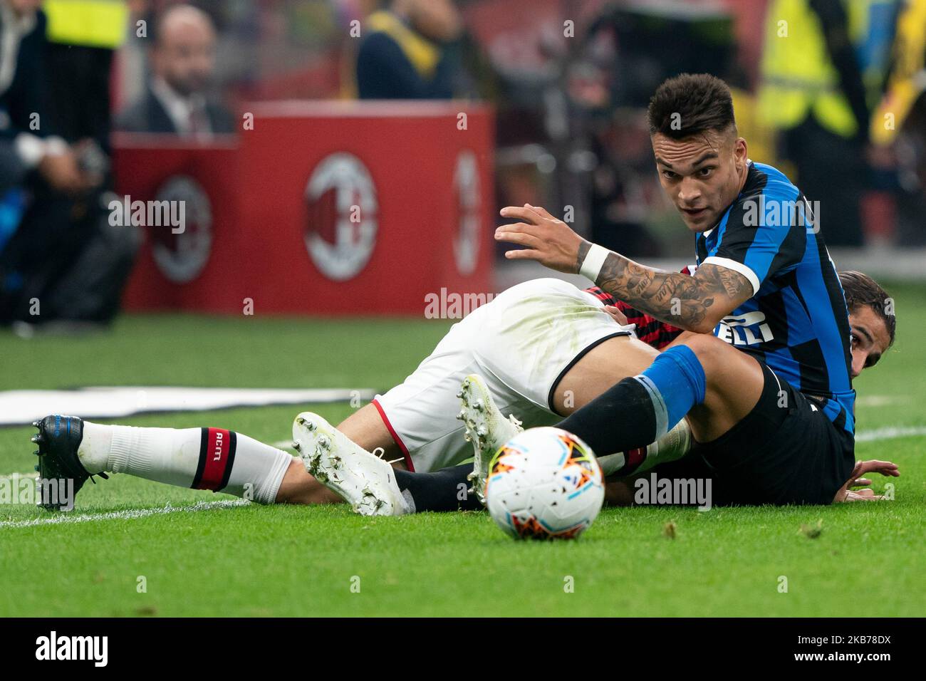 Riccardo rodriguez of ac milan hi-res stock photography and images - Alamy