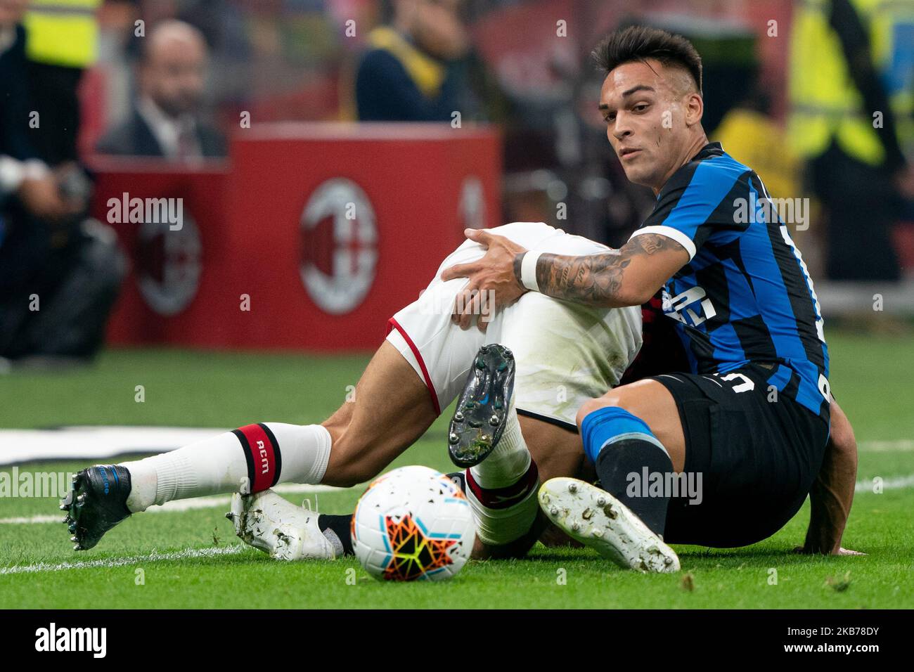 Riccardo rodriguez of ac milan hi-res stock photography and images - Alamy