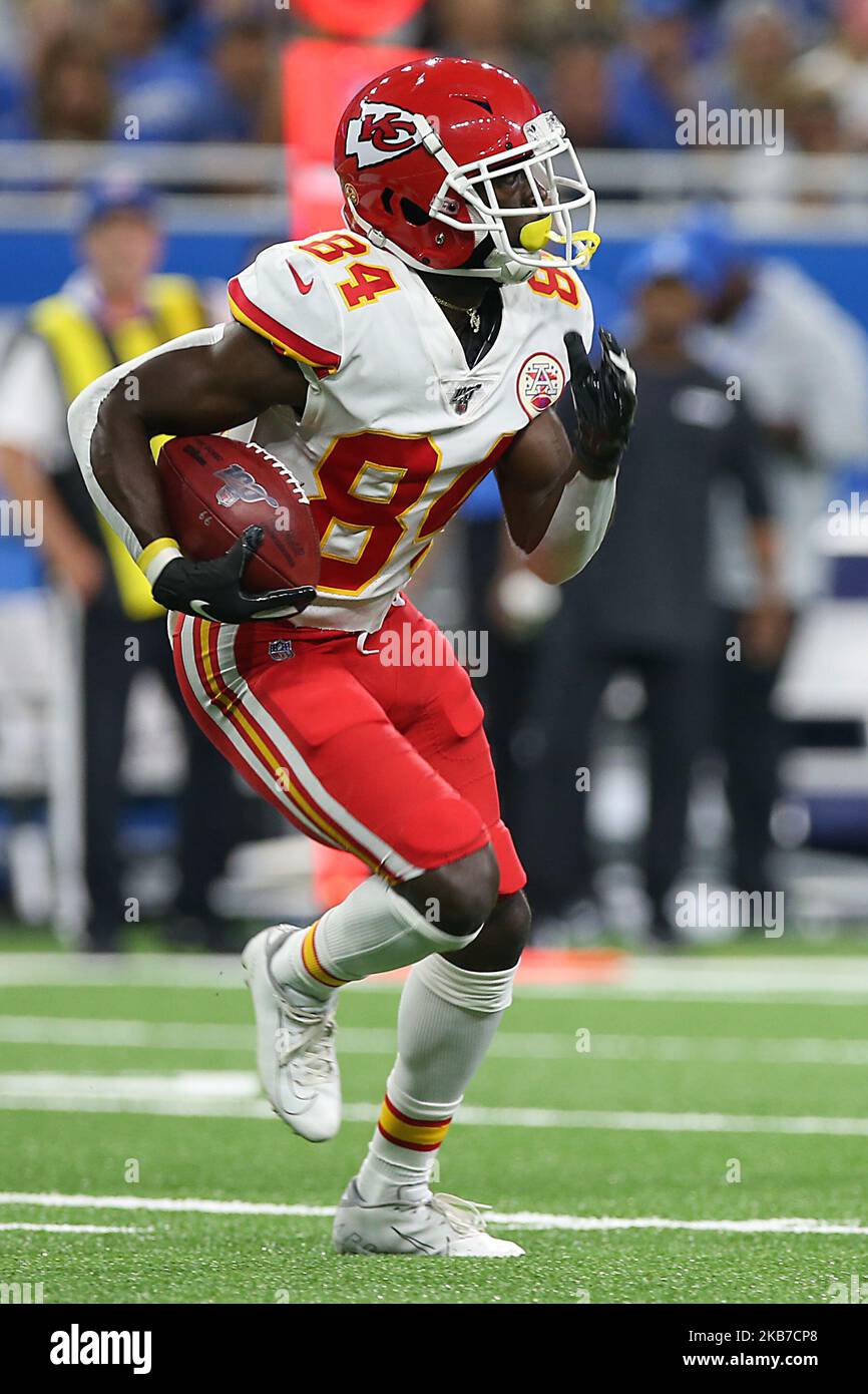 Amy thomas hi-res stock photography and images - Alamy