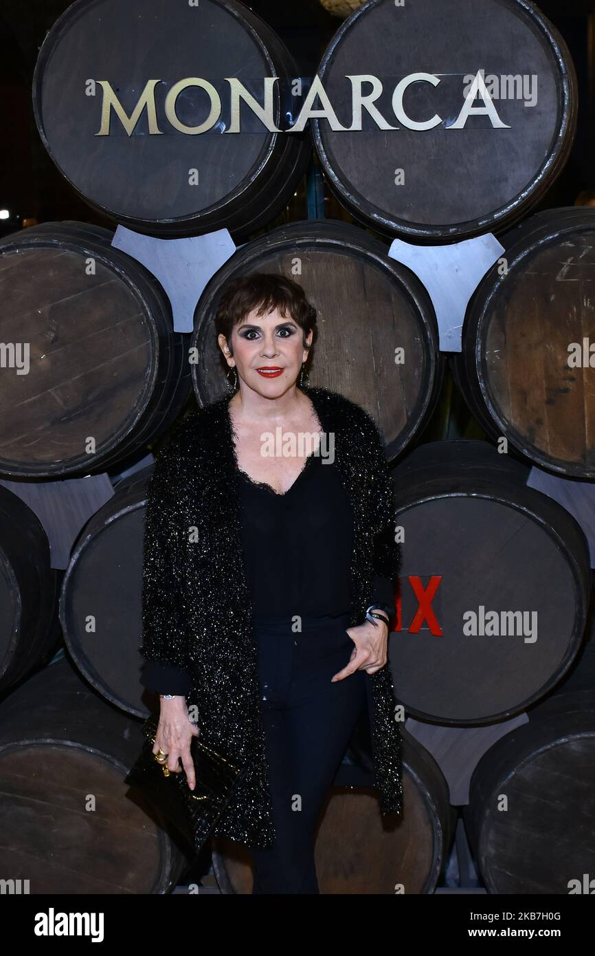 Monarca tv series hi-res stock photography and images - Alamy