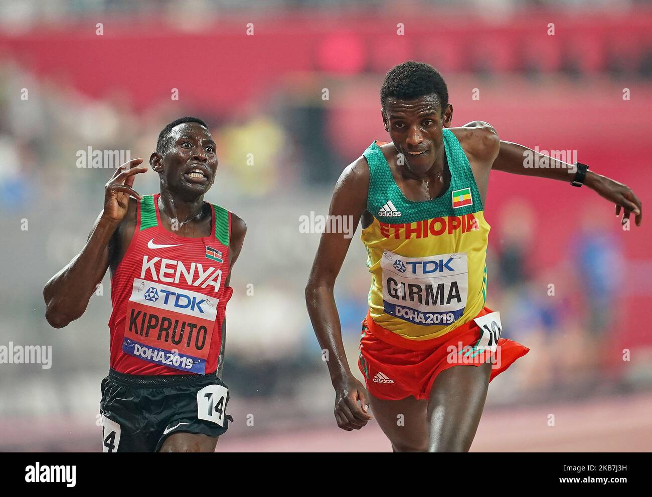 3000 meter steeple chase hi-res stock photography and images - Alamy