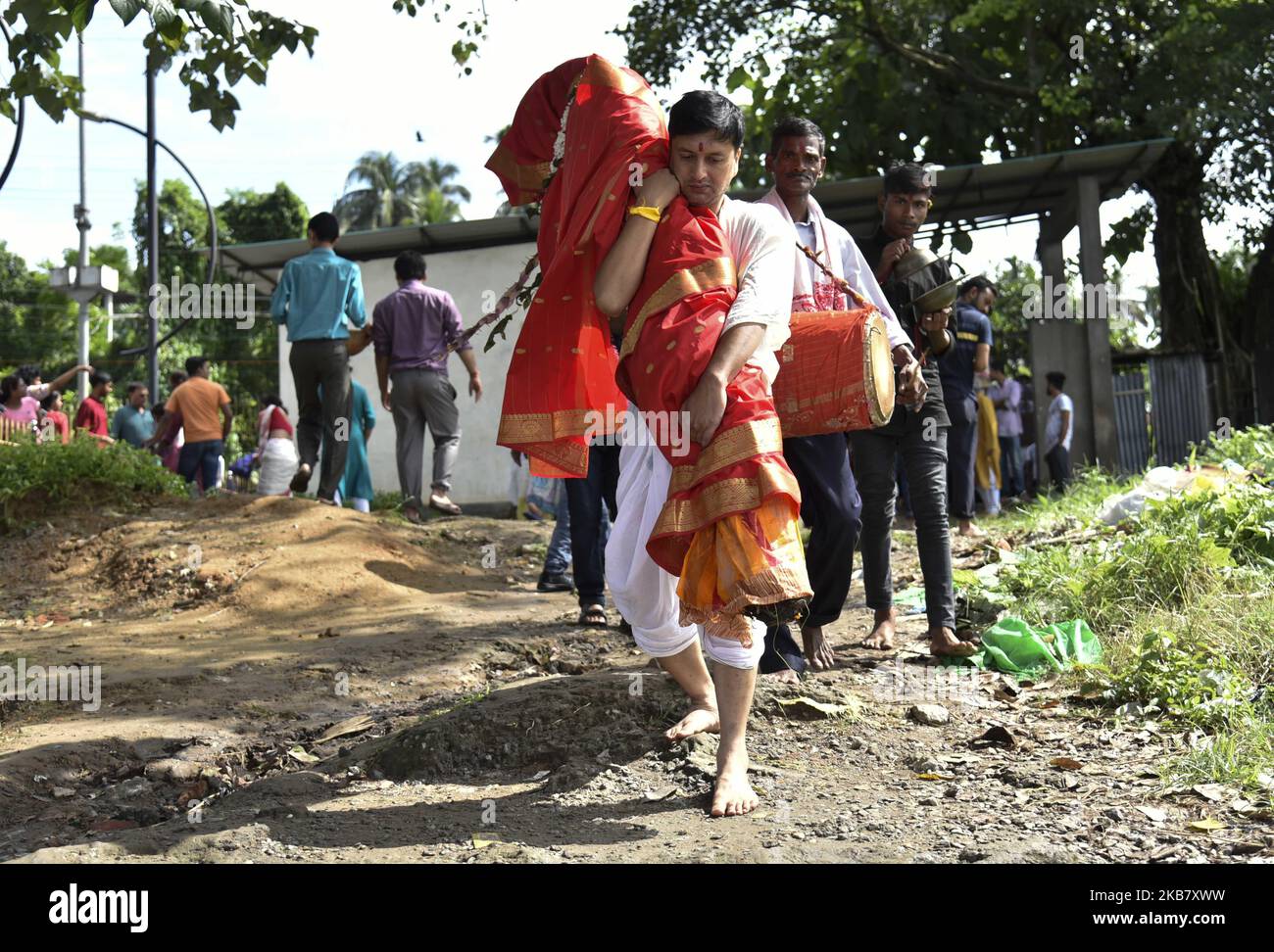 Traditionaly decorated banana tree hi-res stock photography and images ...