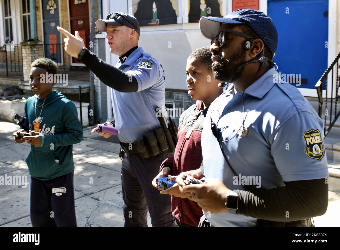 Neighborhood block party hi-res stock photography and images - Alamy