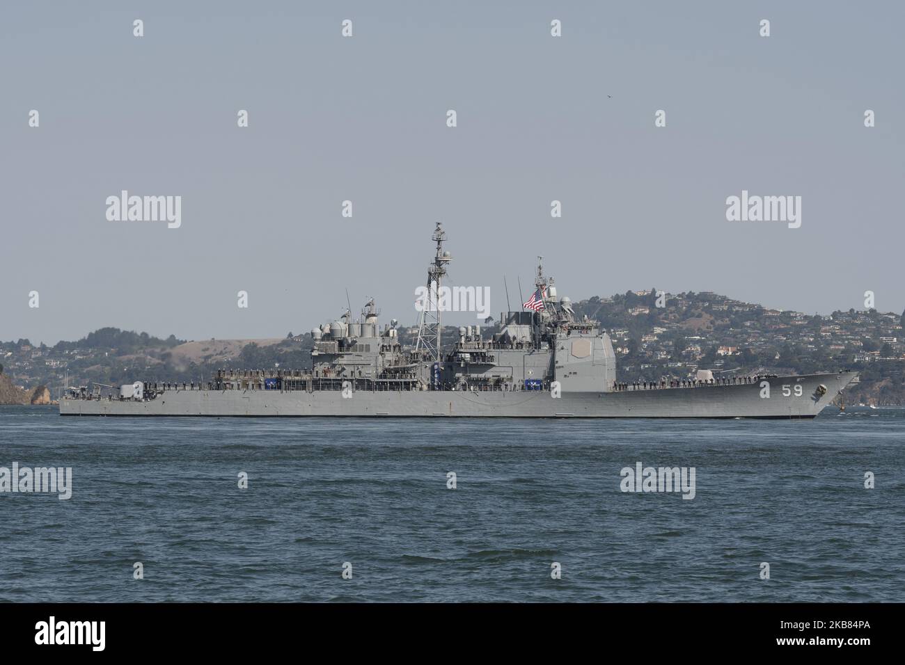 Guided missile cruiser uss san hi-res stock photography and images - Alamy