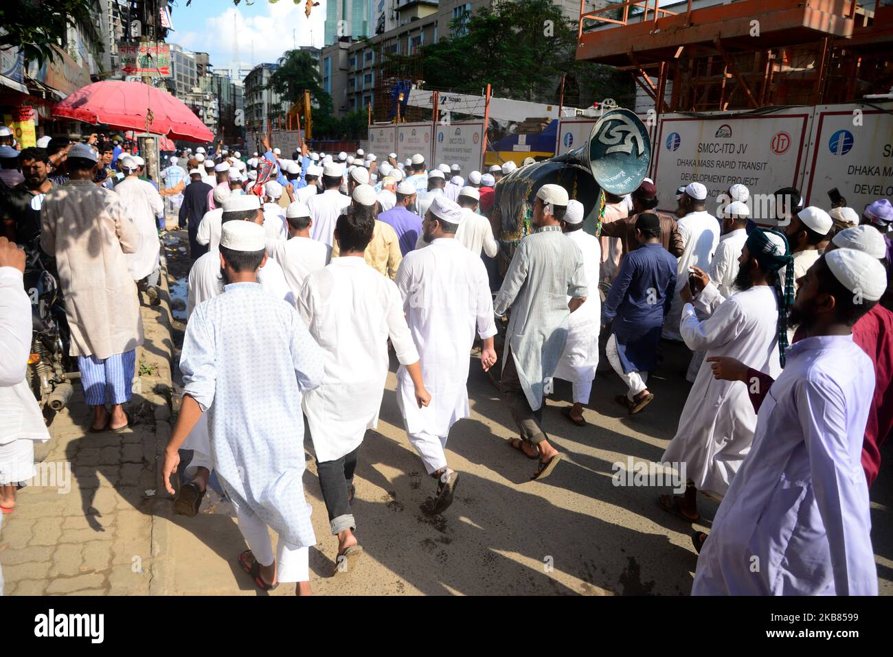 Supporters of Islami Andolon Bangladesh shout slogan as they take part ...