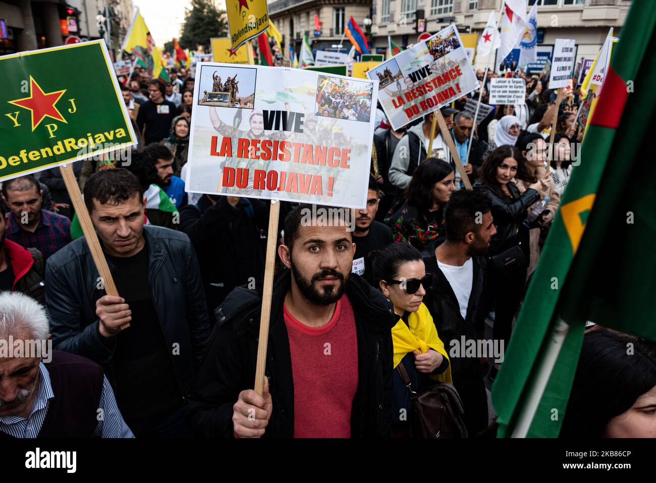 Military sign making hi-res stock photography and images - Alamy