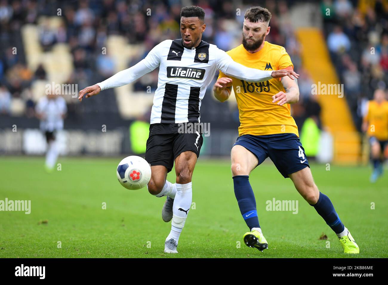 Wes thomas of notts county battles hi-res stock photography and images ...