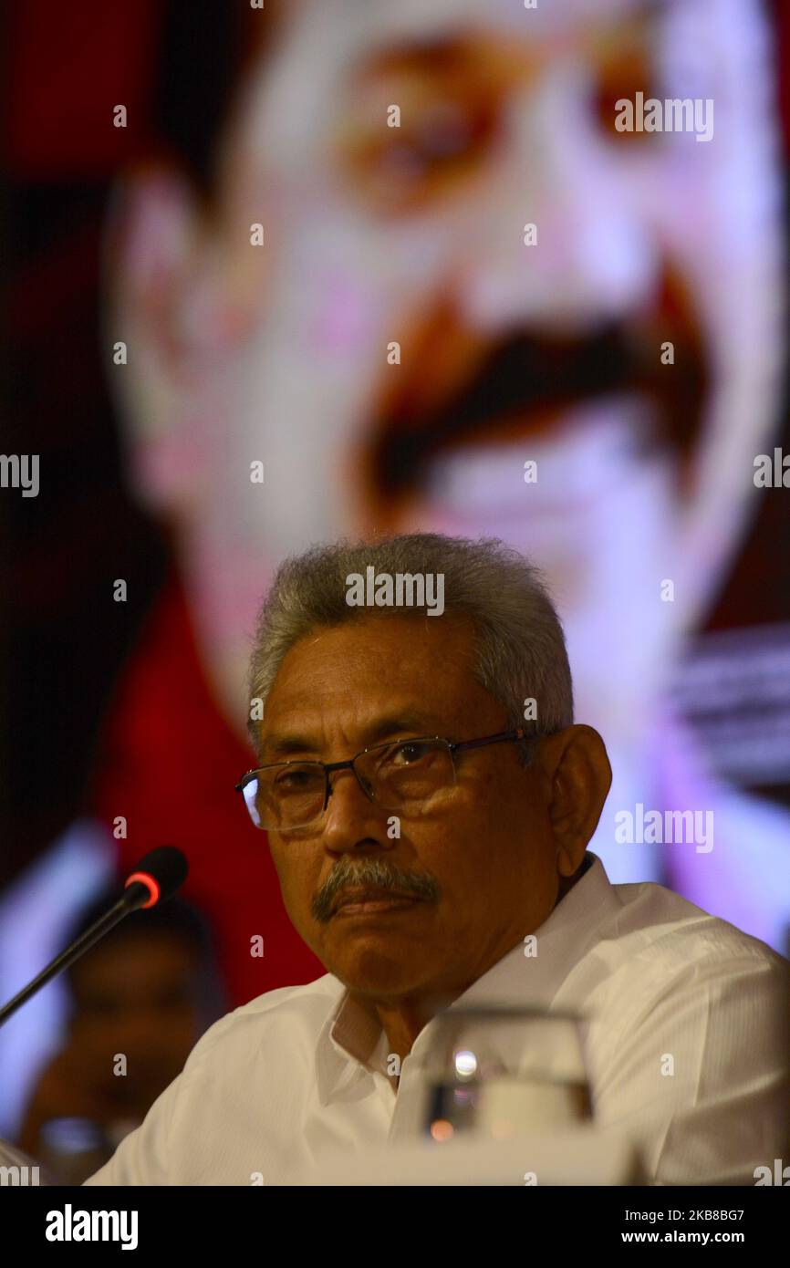 Former defense chief hi-res stock photography and images - Alamy