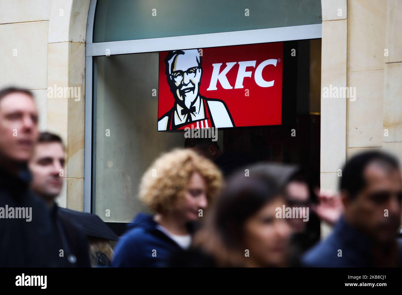 Kfc logos hi-res stock photography and images - Alamy