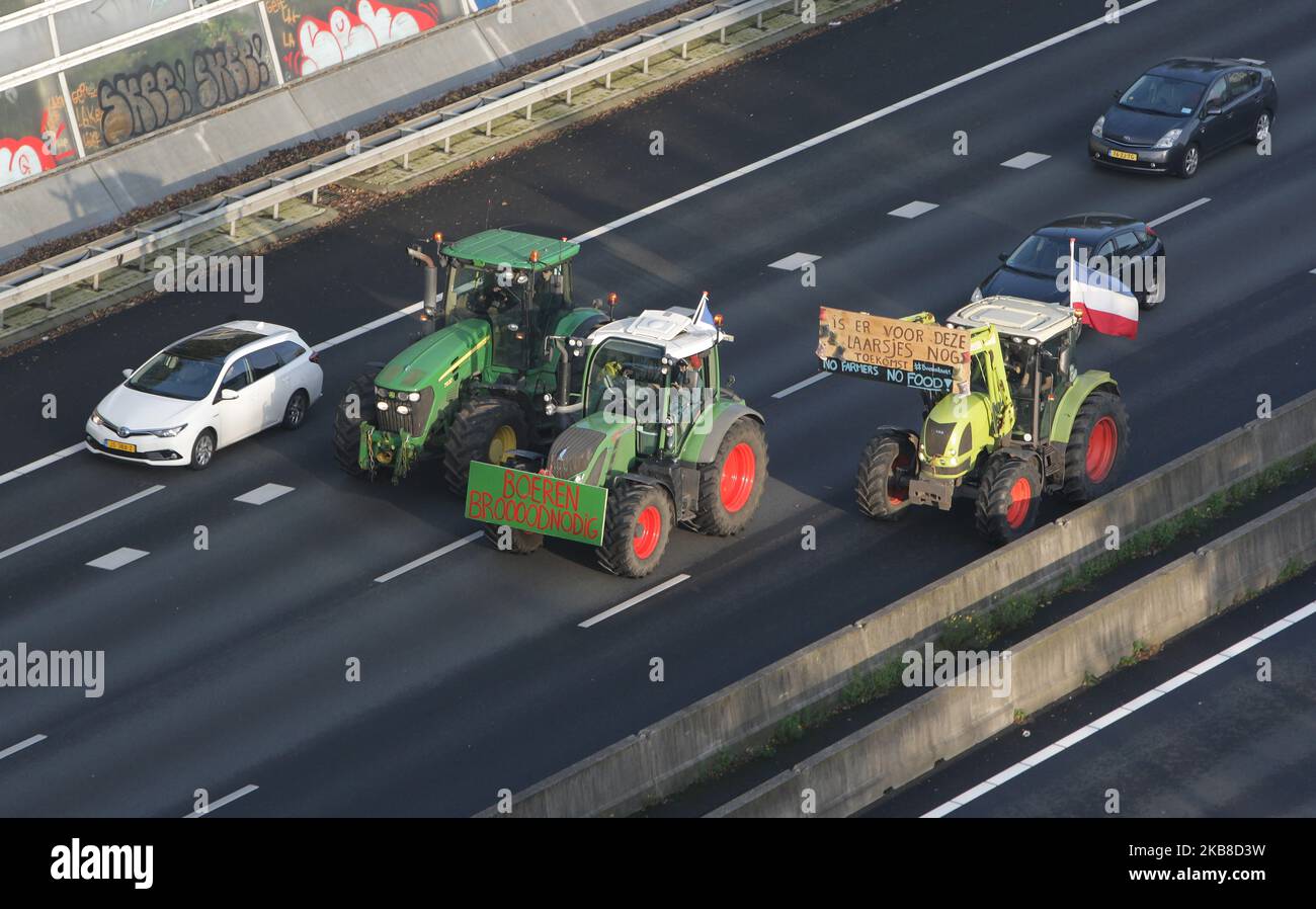 Dutch farmer protest highway 2019 hi-res stock photography and images ...