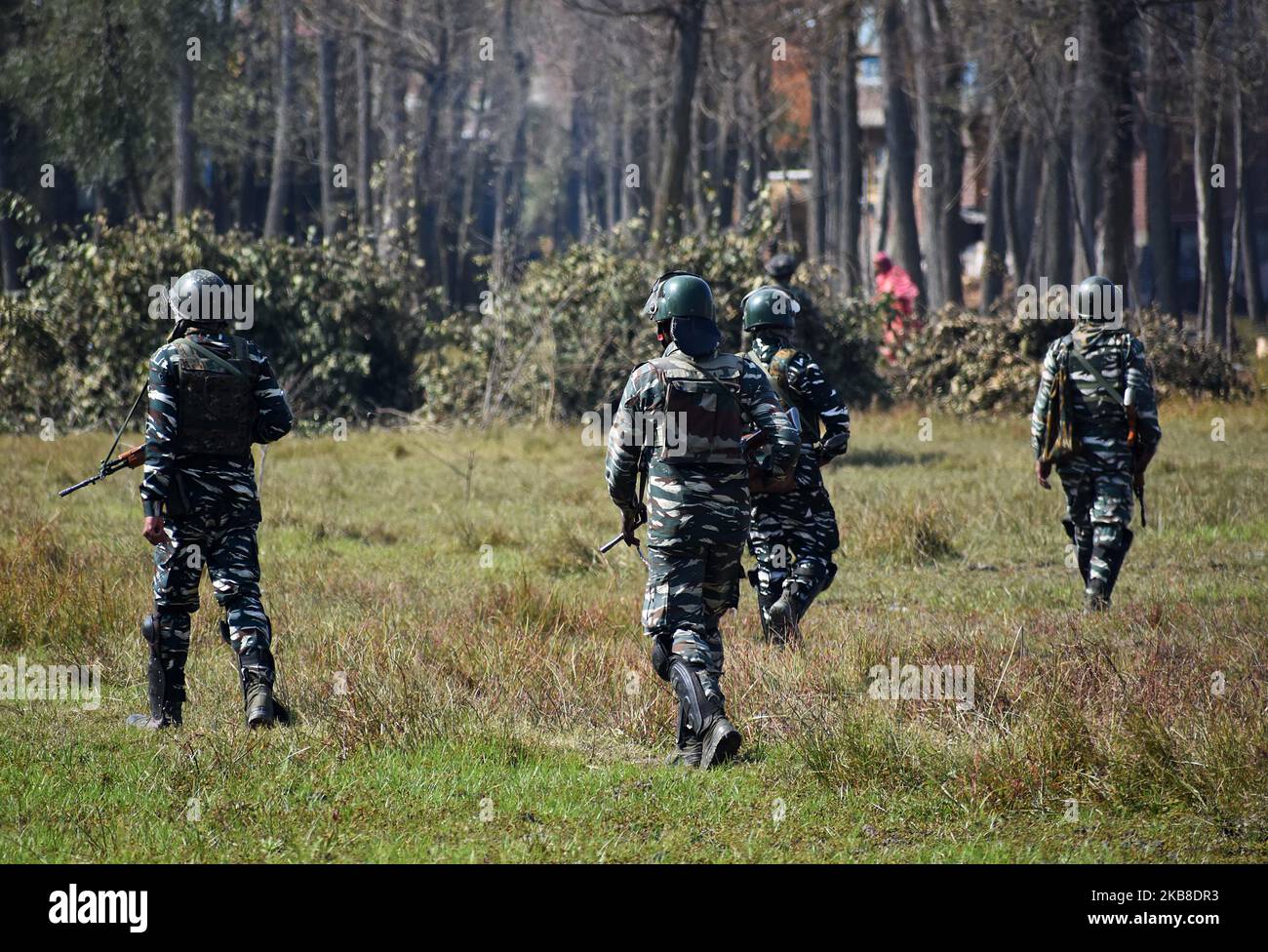 Indian soldiers patrol hi-res stock photography and images - Alamy