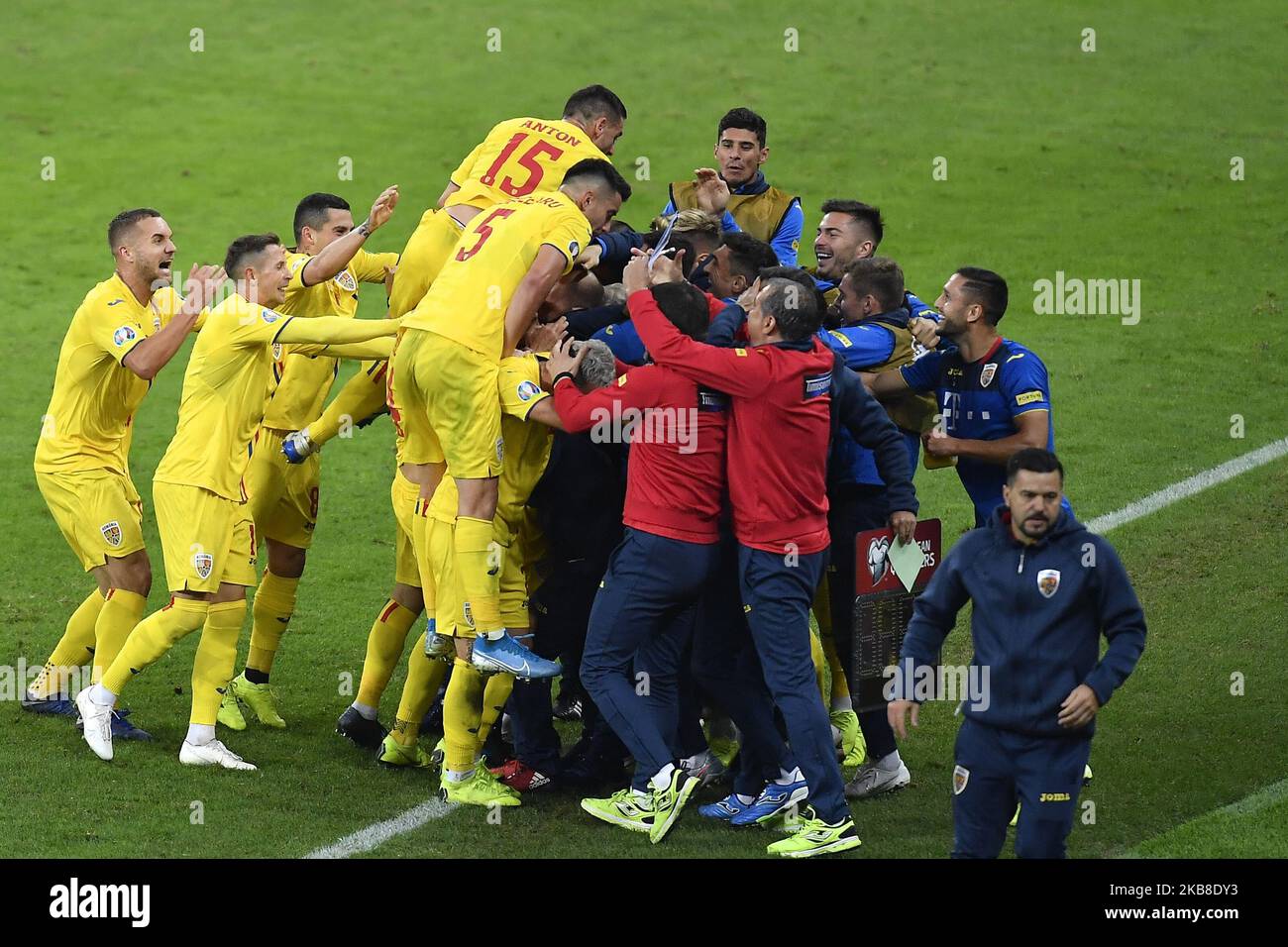 Ionut Mitrita, Romario Benzar, Ionut Nedelcearu, Paul Anton, Nicolae ...