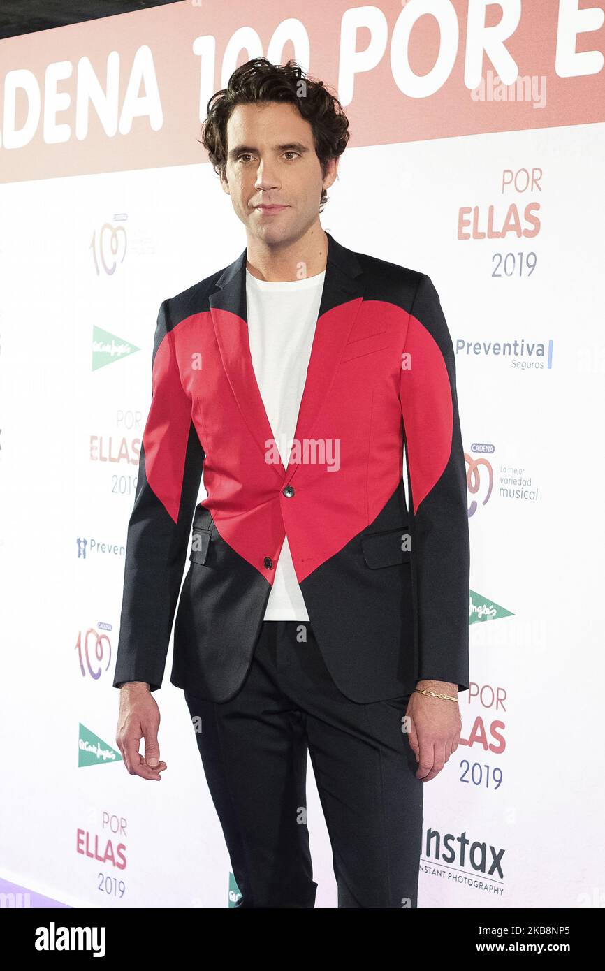 Por ellas hi-res stock photography and images - Alamy