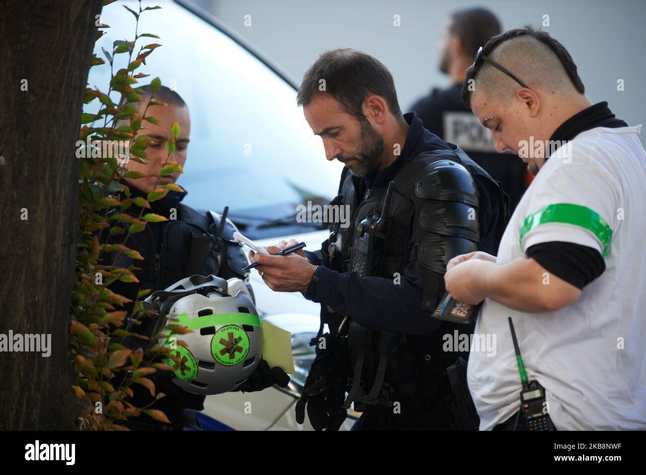 Protestion equiment hi-res stock photography and images - Alamy