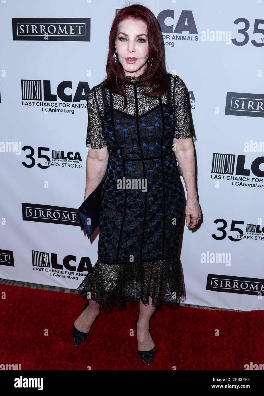 BEVERLY HILLS, LOS ANGELES, CALIFORNIA, USA - OCTOBER 19: Actress ...