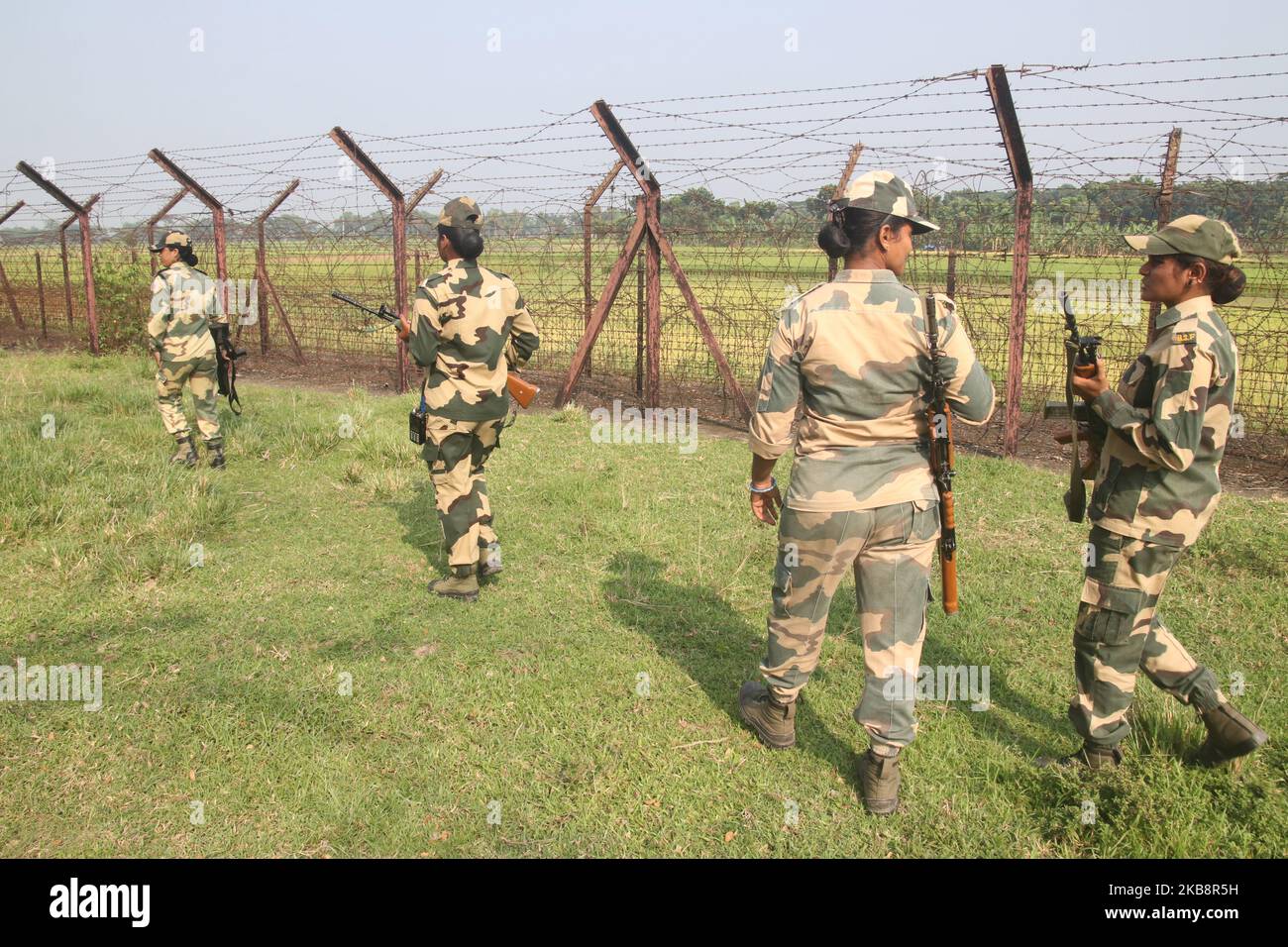 Indian Border Security Force (BSF) Women soldiers patrolling at the ...