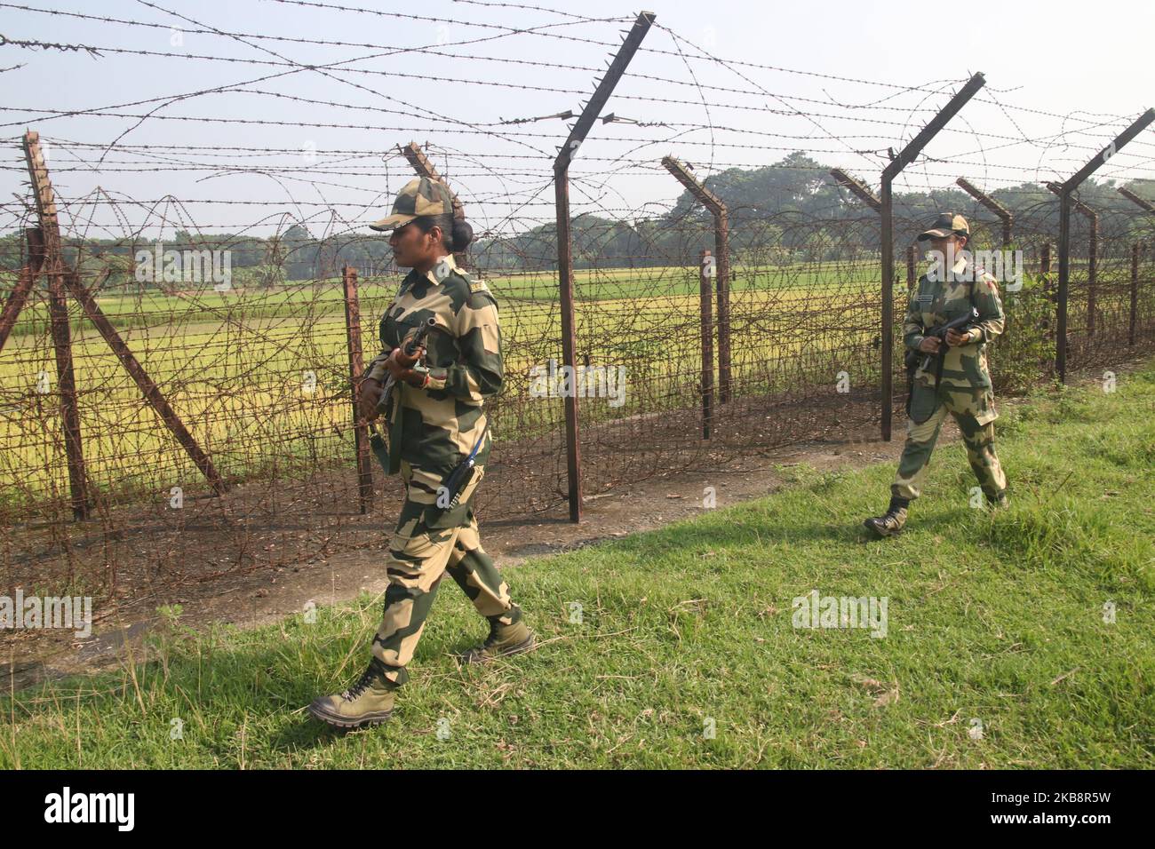 Indian Border Security Force (BSF) Women soldiers patrolling at the ...