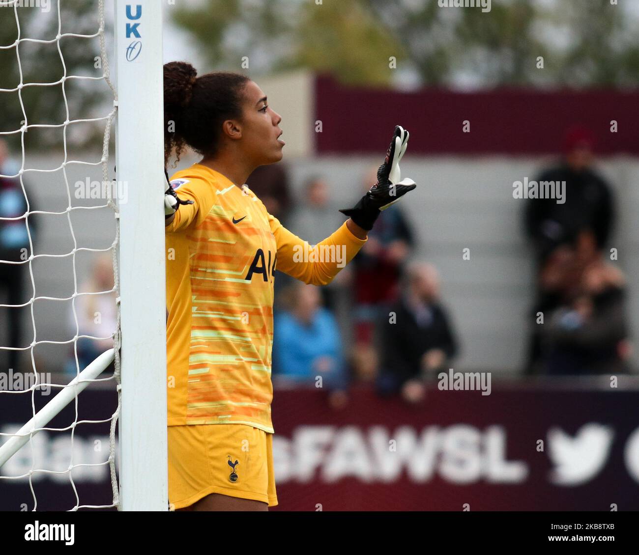 Shouting instructions hi-res stock photography and images - Alamy