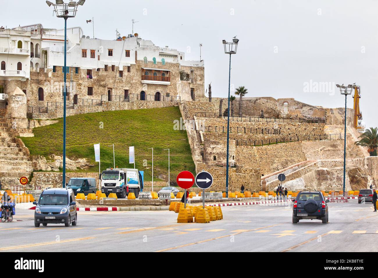 Old fortified kasbahs hi-res stock photography and images - Alamy