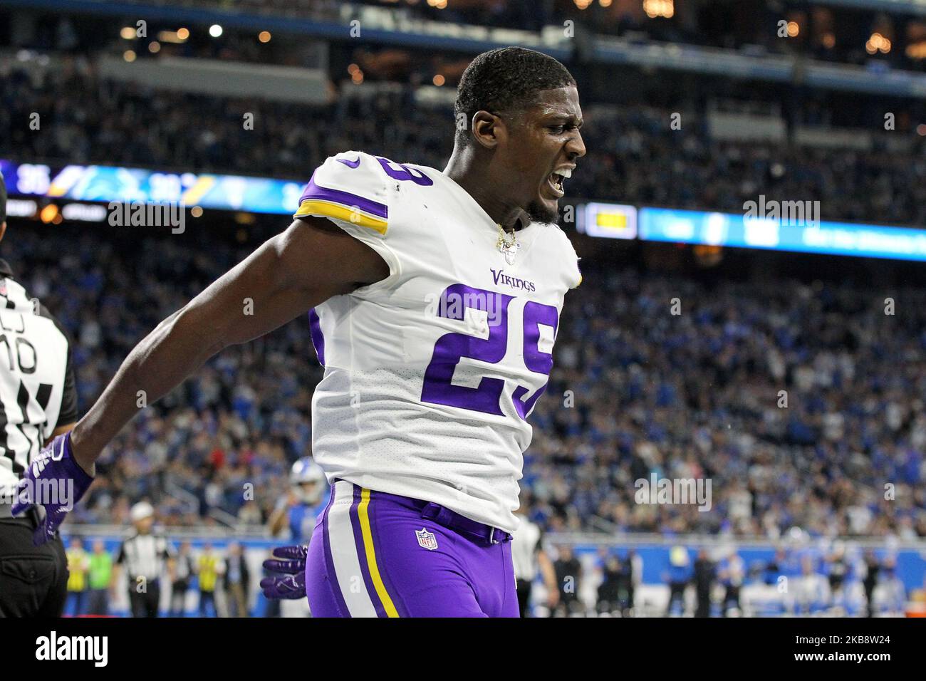 Xavier rhodes hi-res stock photography and images - Alamy