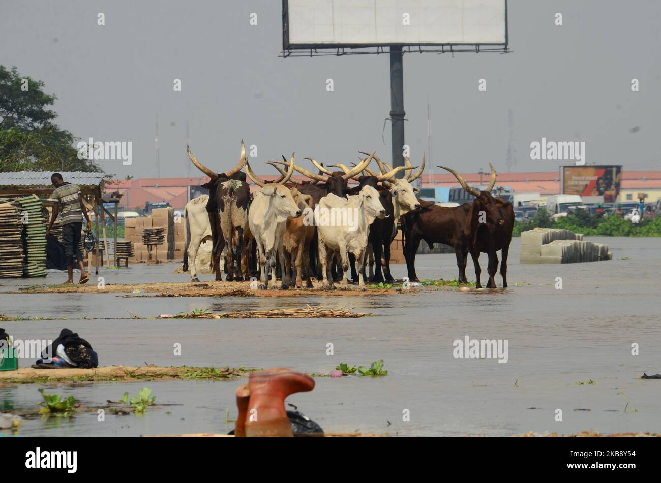 Roads with potholes in africa hi-res stock photography and images - Alamy