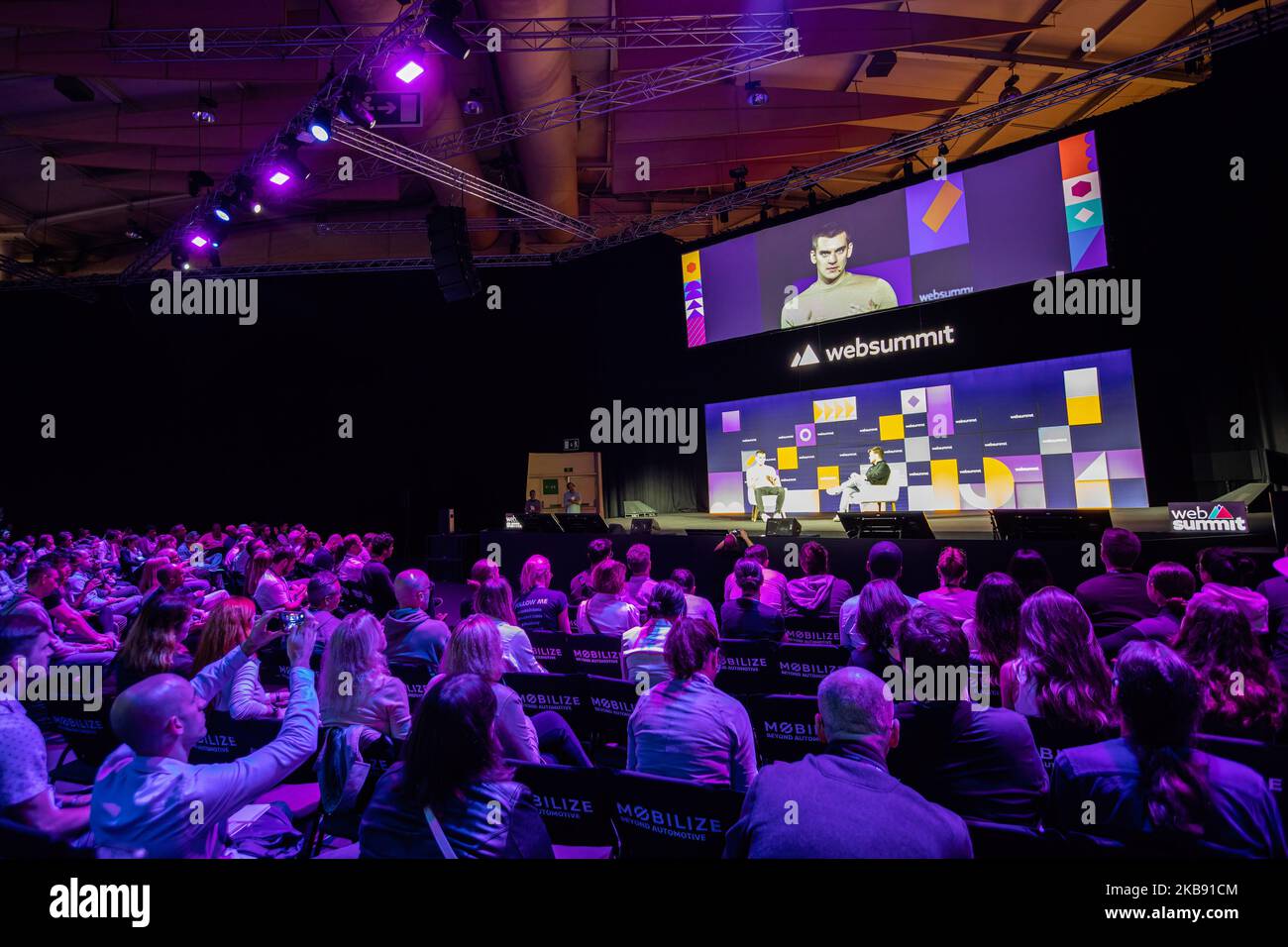 Talkrobot hi-res stock photography and images - Alamy