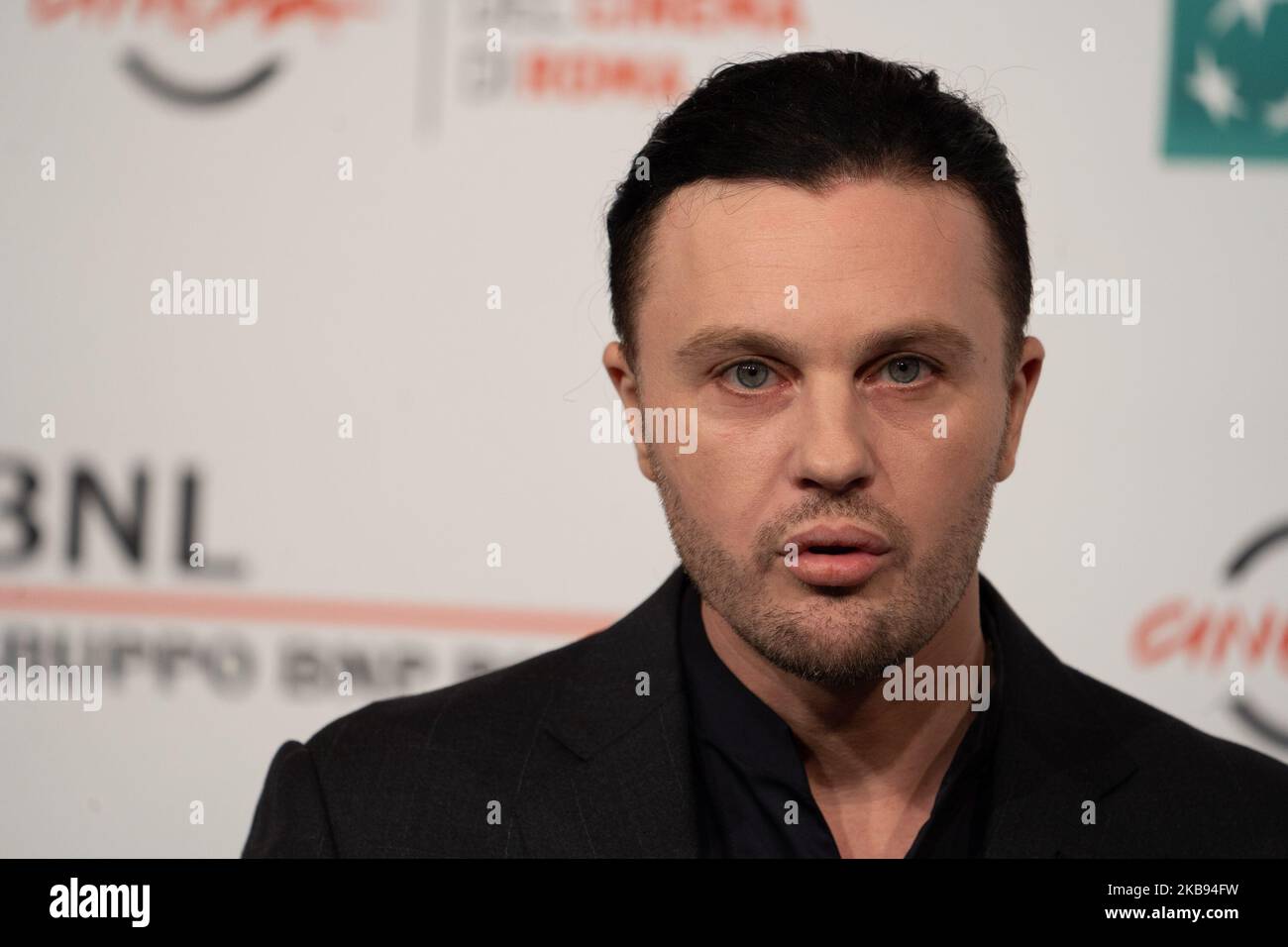 Actor michael pitt poses during hi-res stock photography and images - Alamy
