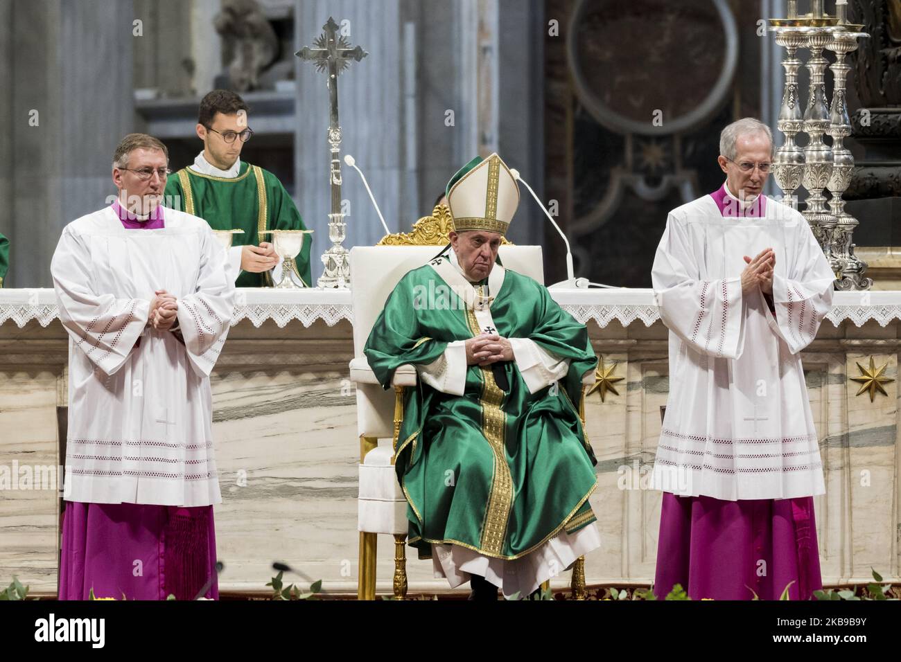 Pope Francis celebrate Mass for the closing of Amazon synod in St ...