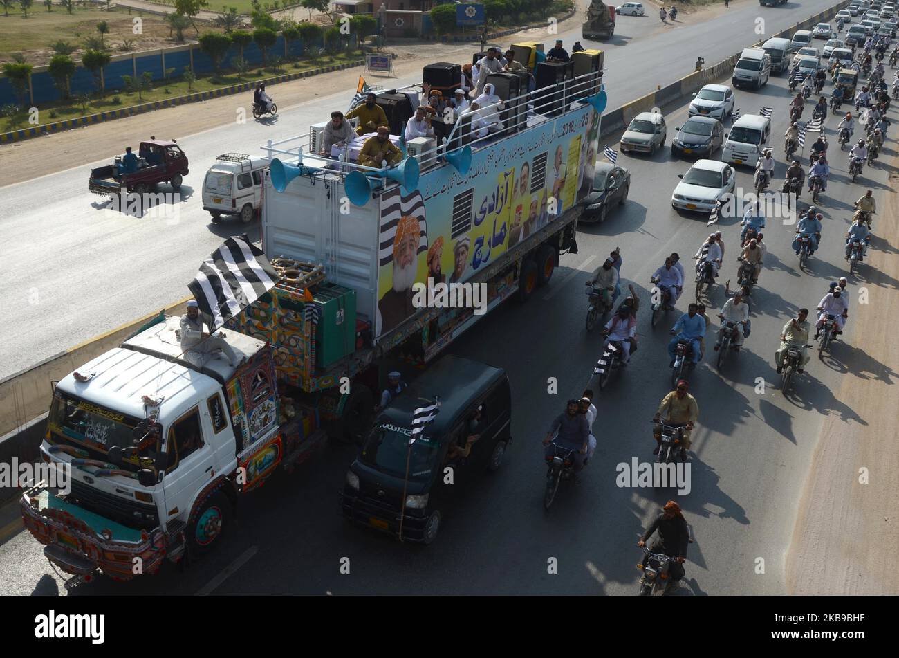A View Of Molana Fazal Ur Rehman Container And Supporters Of Jamiat
