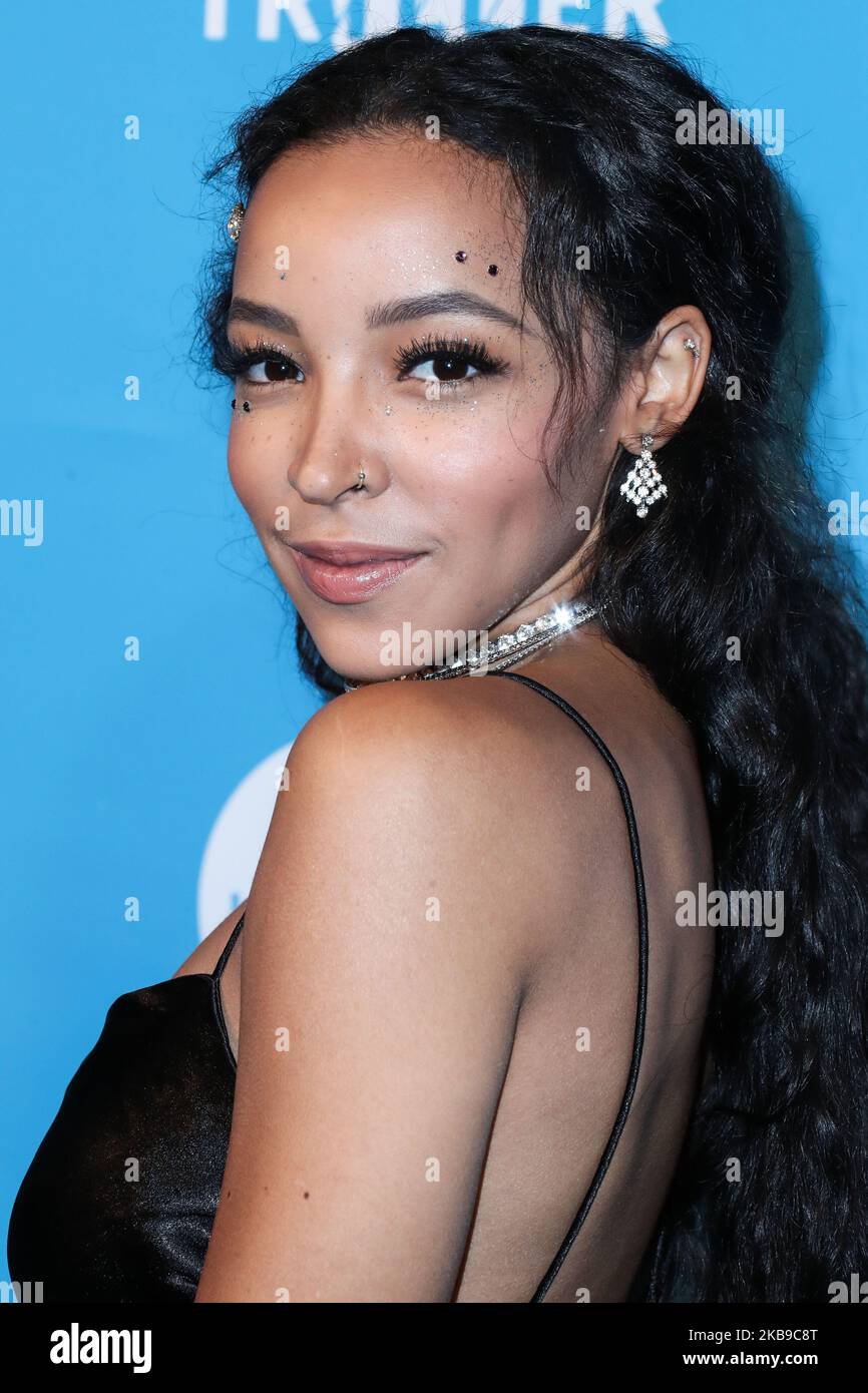 WEST HOLLYWOOD, LOS ANGELES, CALIFORNIA, USA - OCTOBER 26: Singer ...