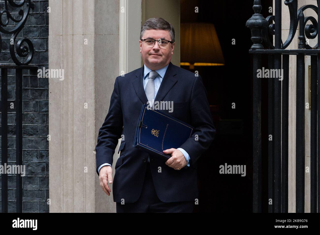Justice robert buckland leaves hi-res stock photography and images - Alamy