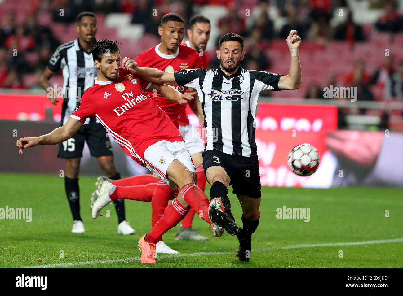 Ruben Dias of SL Benfica (L) shoots to score during the Portuguese ...