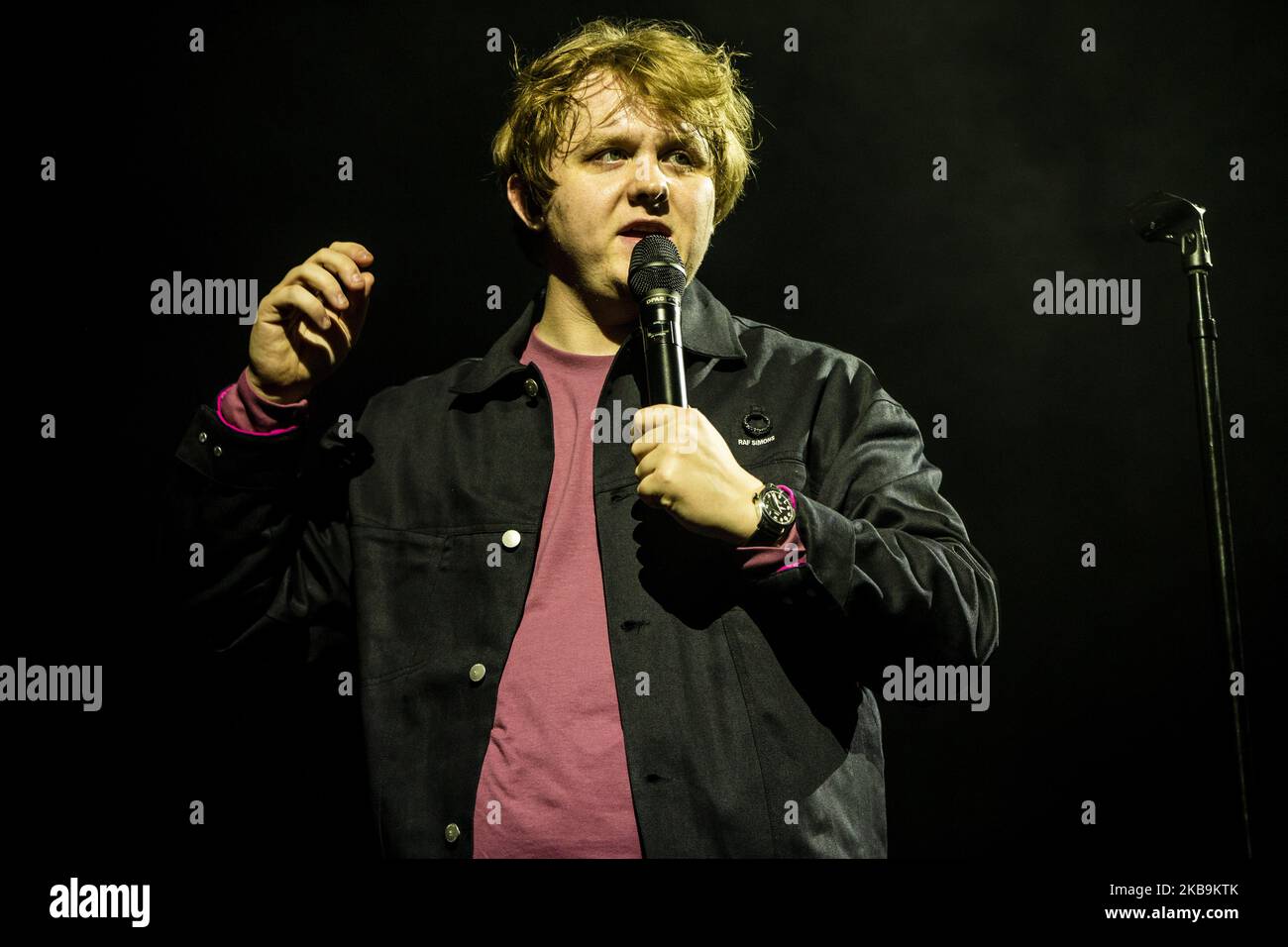 Lewis capaldi concerto hi-res stock photography and images - Alamy