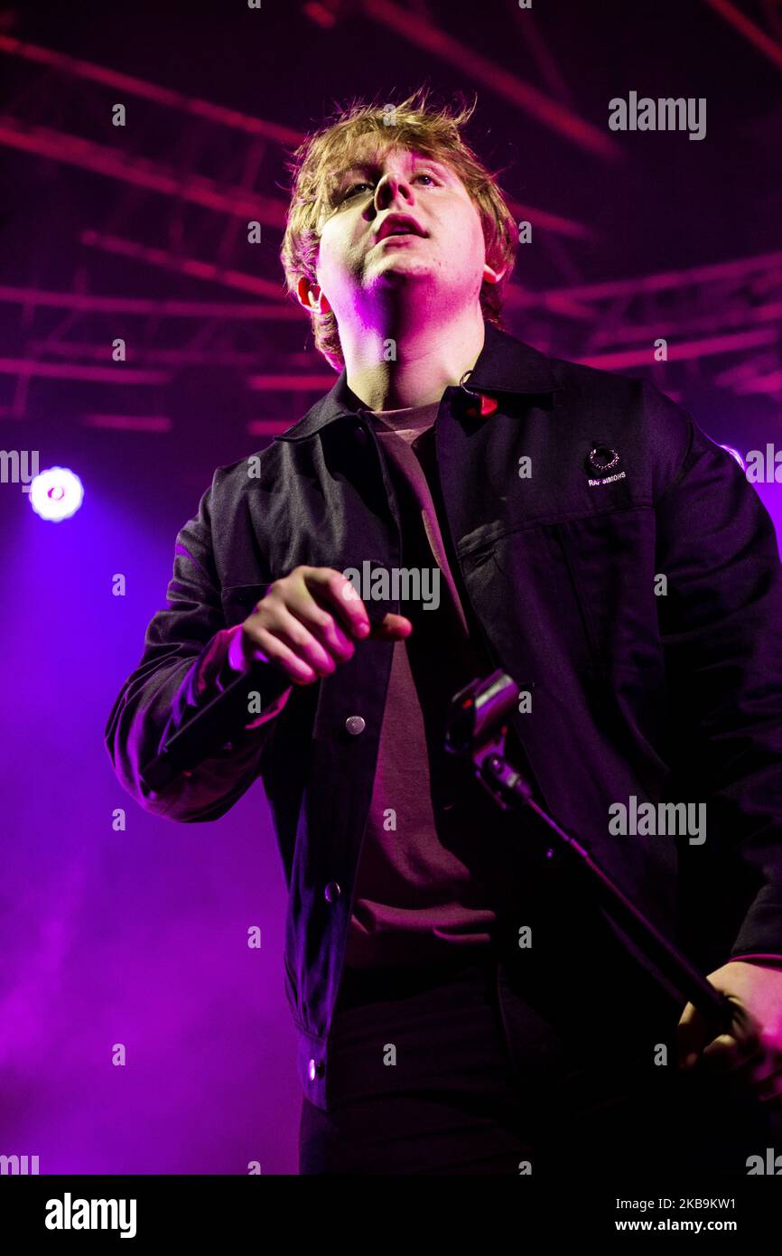 Lewis capaldi palco hi-res stock photography and images - Alamy