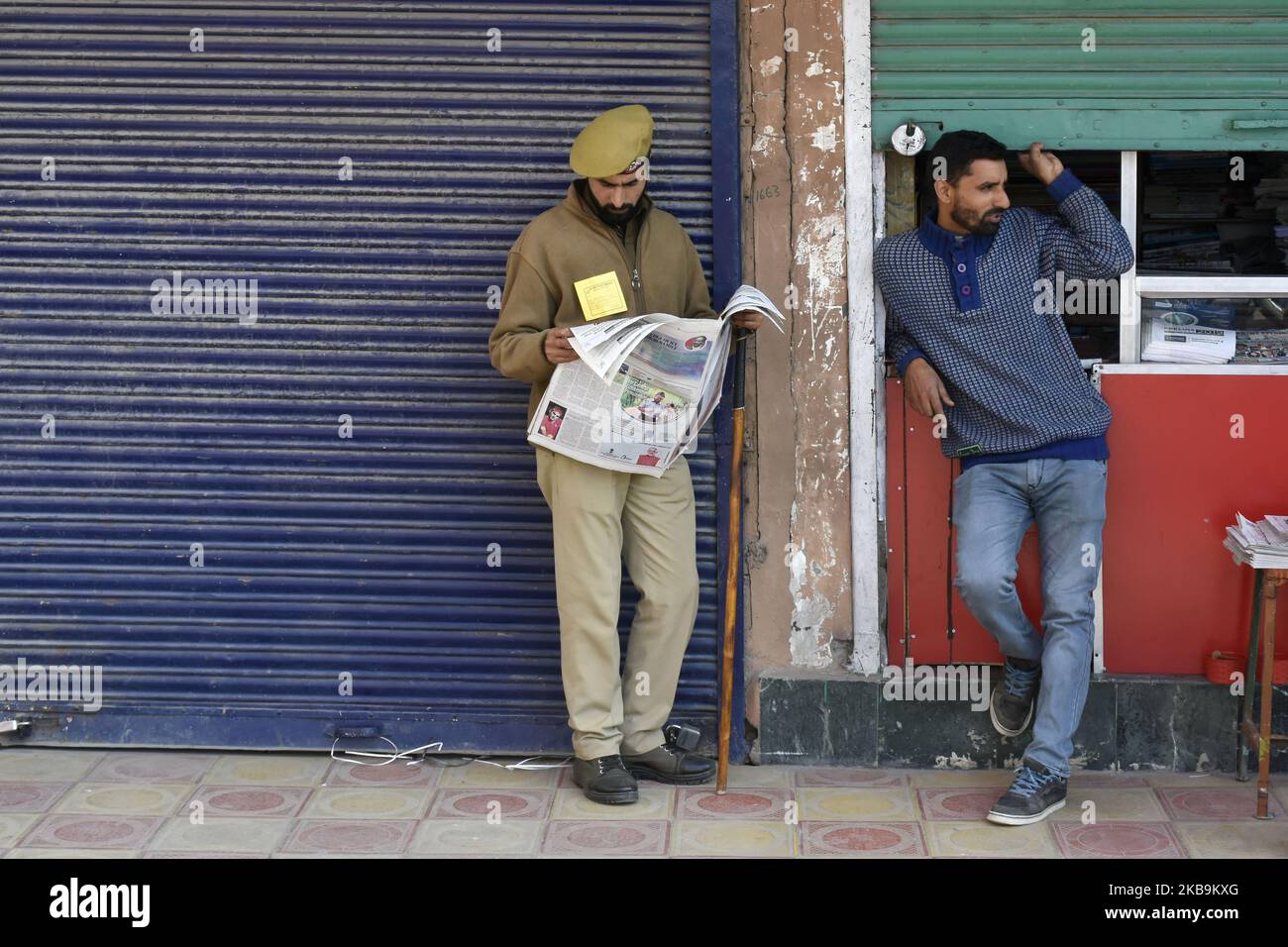 Shutsdown hi-res stock photography and images - Alamy