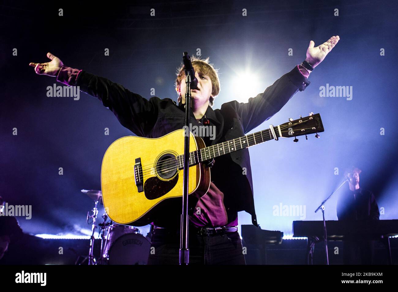 Lewis capaldi concerto hi-res stock photography and images - Alamy