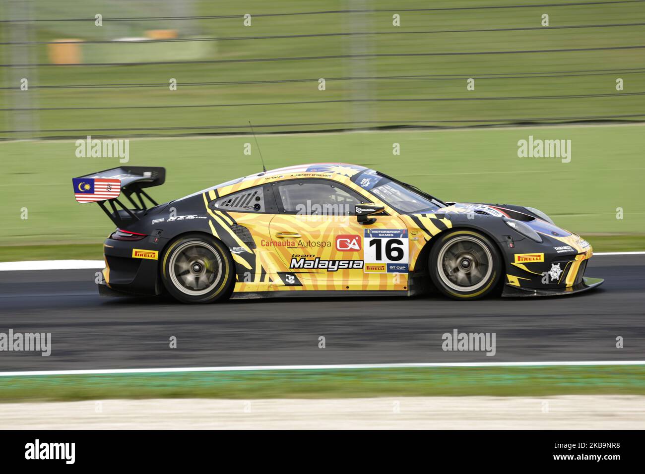 16 MALAYSIA team HENRY D'SILVA Adrian, TAN Weiron of Earl Bamber ...