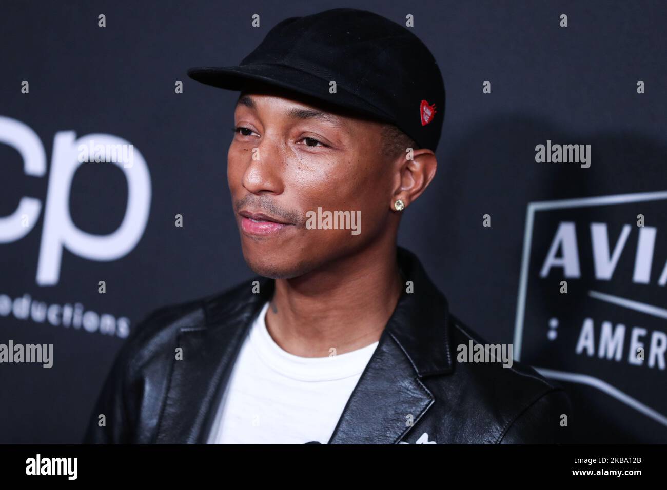 BEVERLY HILLS, LOS ANGELES, CALIFORNIA, USA - NOVEMBER 03: Singer ...